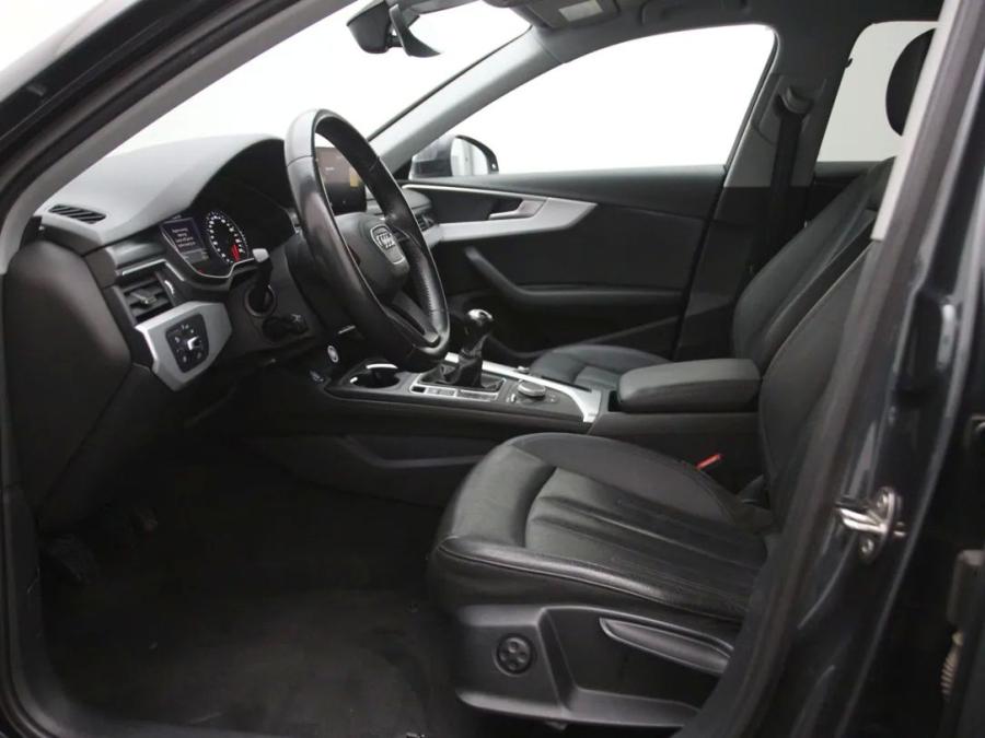 Audi A4 2016 in Vilnius, with an engine capacity of 2.00 L and mileage of 215 thousand km for 11999 €, photo 5 on AUTOMOTO.COM.LV