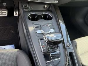 Audi A4 2016 in Radviliskis, with an engine capacity of 1.97 L and mileage of 276 thousand km for 12350 €, photo 18 on AUTOMOTO.COM.LV