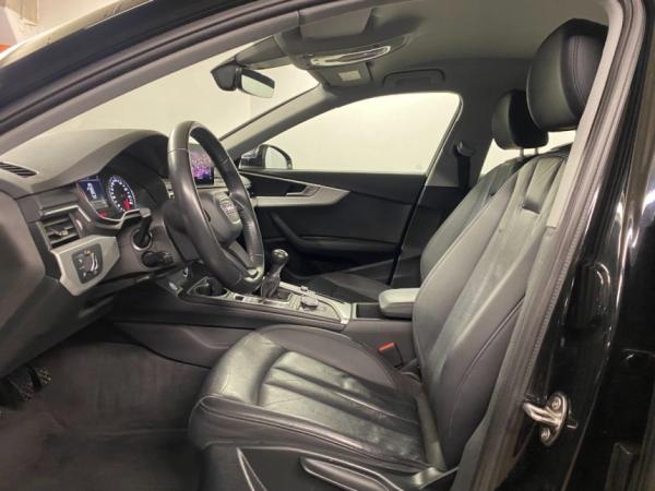 Audi A4 2017 in Riga, with an engine capacity of 2.00 L and mileage of 158 thousand km for 14950 €, photo 9 on AUTOMOTO.COM.LV