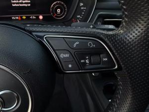 Audi A4 2017 in Riga, with an engine capacity of 2.00 L and mileage of 136 thousand km for 16900 €, photo 16 on AUTOMOTO.COM.LV