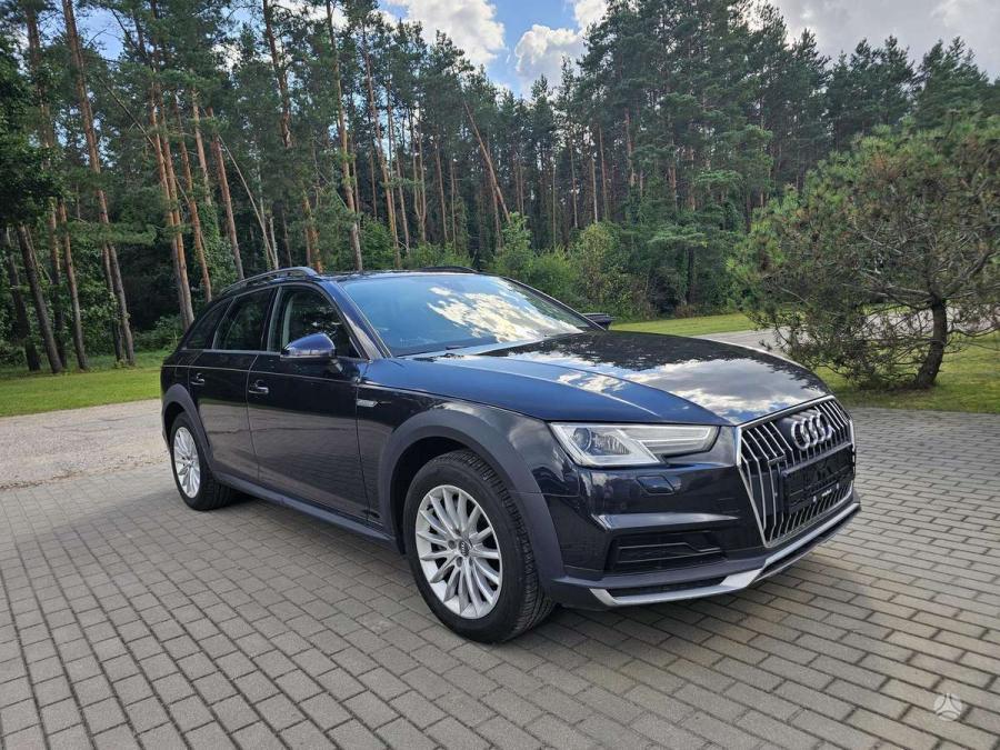 Audi A4 2017 in Ukmerge, with an engine capacity of 1.97 L and mileage of 319 thousand km for 10900 €, photo 1 on AUTOMOTO.COM.LV