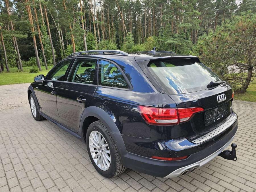 Audi A4 2017 in Ukmerge, with an engine capacity of 1.97 L and mileage of 319 thousand km for 10900 €, photo 3 on AUTOMOTO.COM.LV