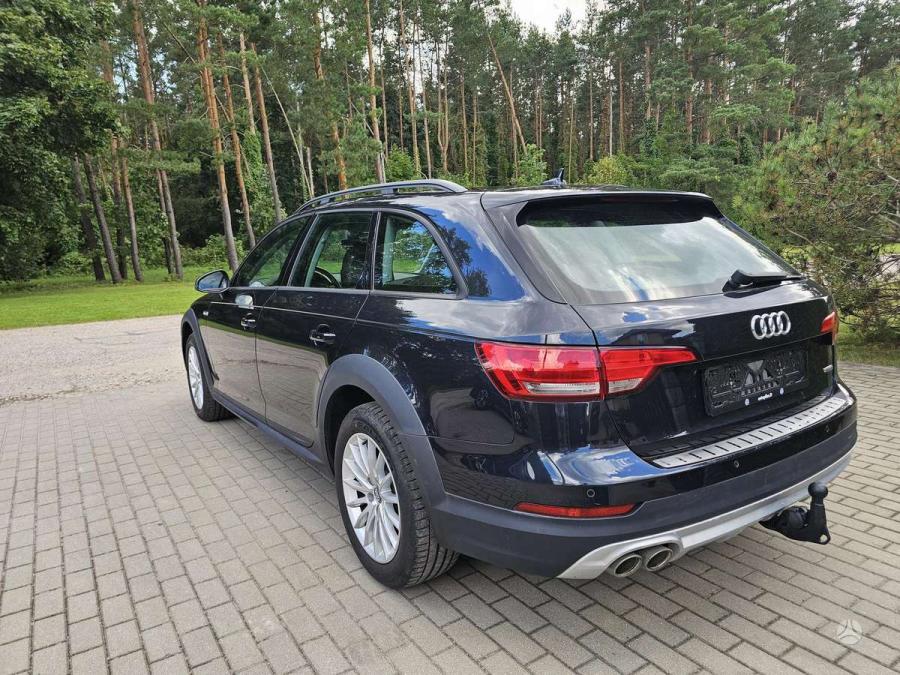 Audi A4 2017 in Ukmerge, with an engine capacity of 1.97 L and mileage of 319 thousand km for 10900 €, photo 9 on AUTOMOTO.COM.LV