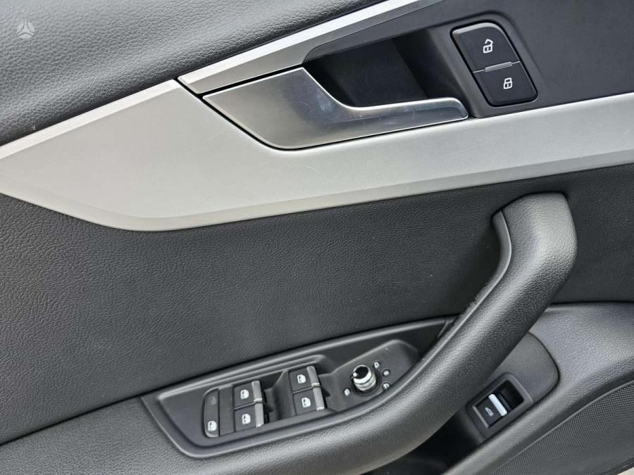 Audi A4 2017 in Ukmerge, with an engine capacity of 1.97 L and mileage of 319 thousand km for 10900 €, photo 19 on AUTOMOTO.COM.LV