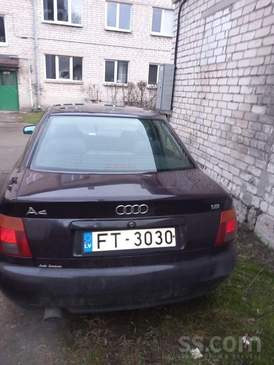 Violet Audi A4 1996 in Riga, with an engine capacity of 1.80 L and mileage of 334 thousand km for 650 €, photo 2 on AUTOMOTO.COM.LV