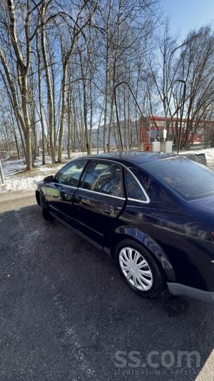 Violet Audi A4 2001 in Riga, with an engine capacity of 2.00 L and mileage of 337 thousand km for 1700 €, photo 4 on AUTOMOTO.COM.LV