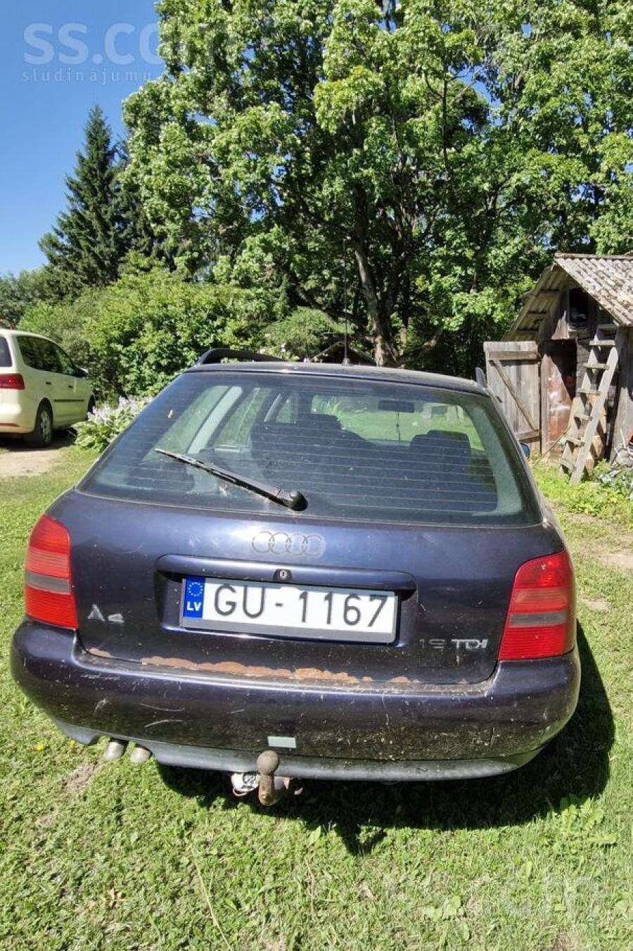 Violet Audi A4 1996 in Cesis, with an engine capacity of 1.90 L and mileage of 369 thousand km for 400 €, photo 3 on AUTOMOTO.COM.LV