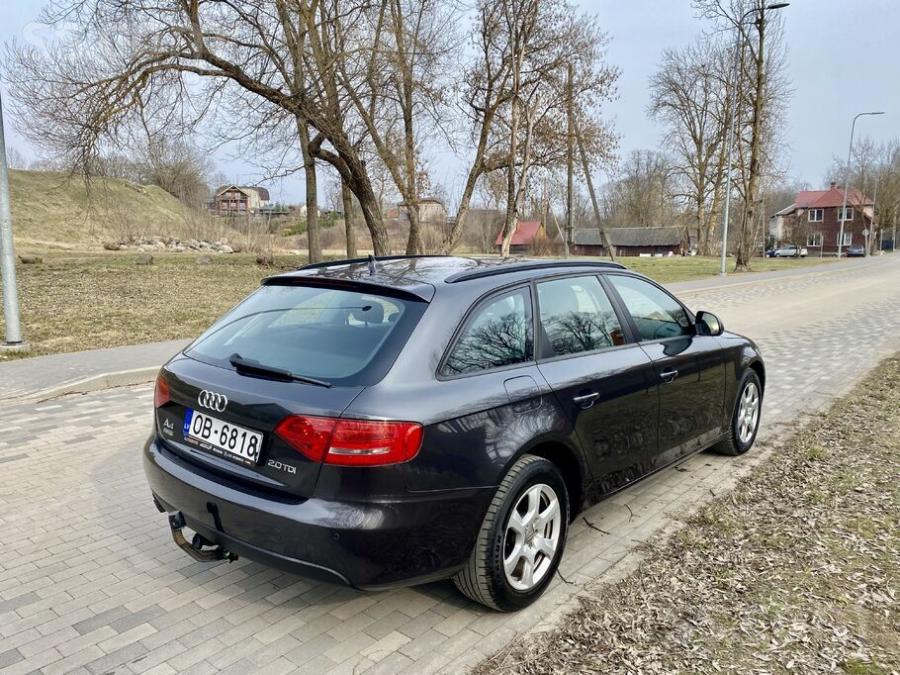 Violets Audi A4 2008 Rēzekne, ar dzinēja tilpumu 2.00 L un nobraukumu 0 tūkst. km par 5250 €, foto 16 vietnē AUTOMOTO.COM.LV