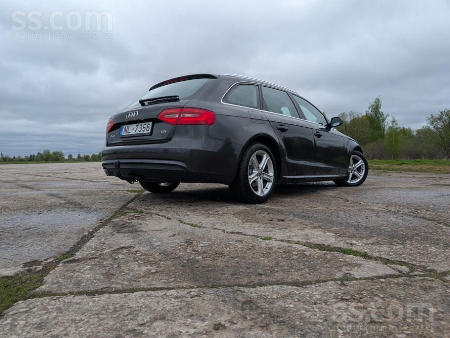 Violet Audi A4 2013 in Riga, with an engine capacity of 2.00 L and mileage of 239 thousand km for 7200 €, photo 11 on AUTOMOTO.COM.LV