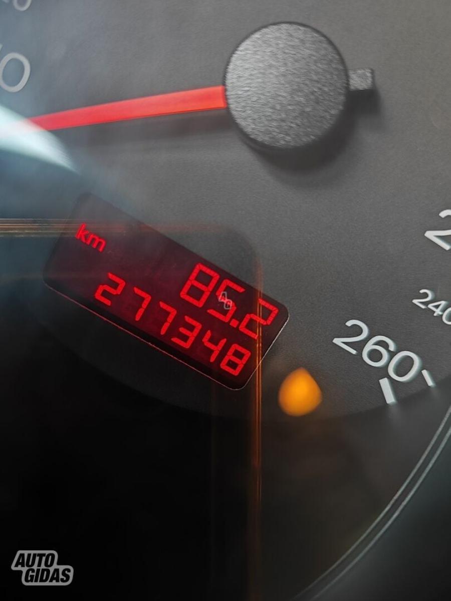 Balts Audi A4 2009 Viļņa, ar dzinēja tilpumu 2.00 L un nobraukumu 277 tūkst. km par 4650 €, foto 10 vietnē AUTOMOTO.COM.LV