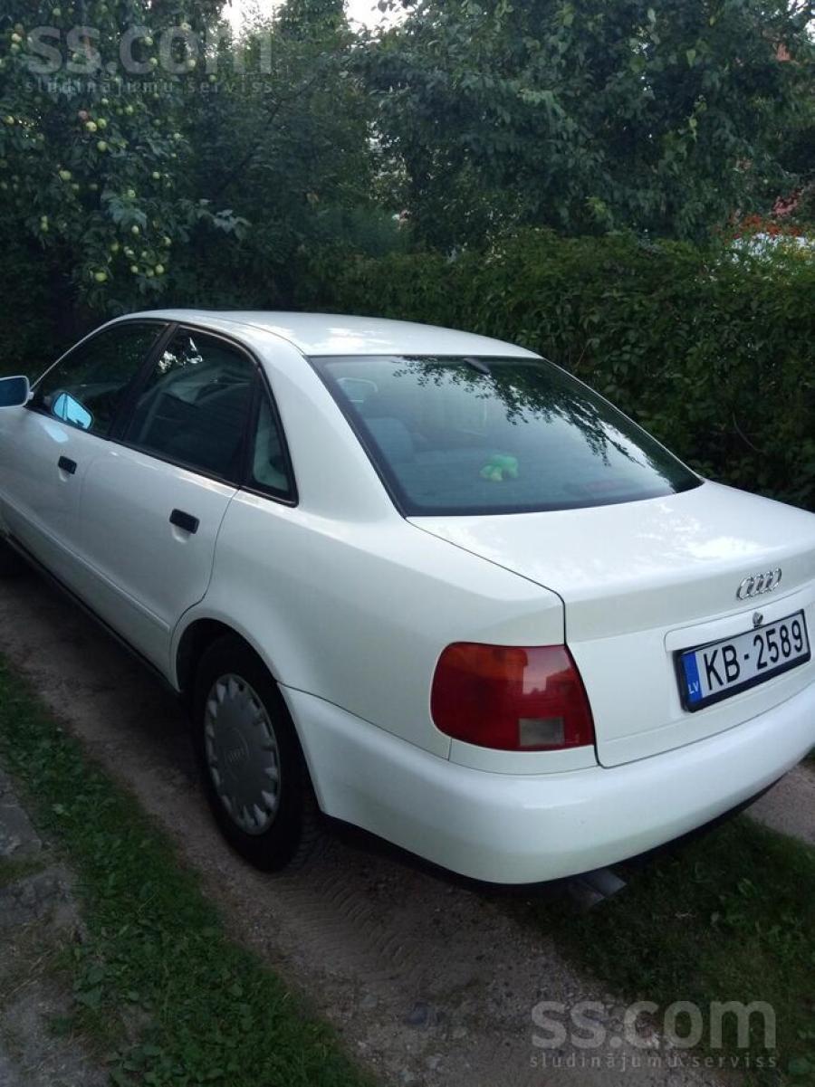 Balts Audi A4 1995 Rēzekne, ar dzinēja tilpumu 1.60 L un nobraukumu 307 tūkst. km par 1000 €, foto 1 vietnē AUTOMOTO.COM.LV