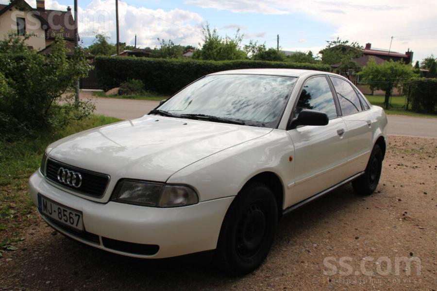 Balts Audi A4 1995 Rīga, ar dzinēja tilpumu 2.00 L un nobraukumu 377 tūkst. km par 1300 €, foto 1 vietnē AUTOMOTO.COM.LV