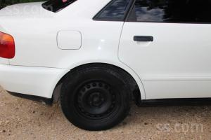 Balts Audi A4 1995 Rīga, ar dzinēja tilpumu 2.00 L un nobraukumu 377 tūkst. km par 1300 €, foto 16 vietnē AUTOMOTO.COM.LV