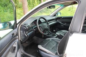 Balts Audi A4 1995 Rīga, ar dzinēja tilpumu 2.00 L un nobraukumu 377 tūkst. km par 1300 €, foto 19 vietnē AUTOMOTO.COM.LV