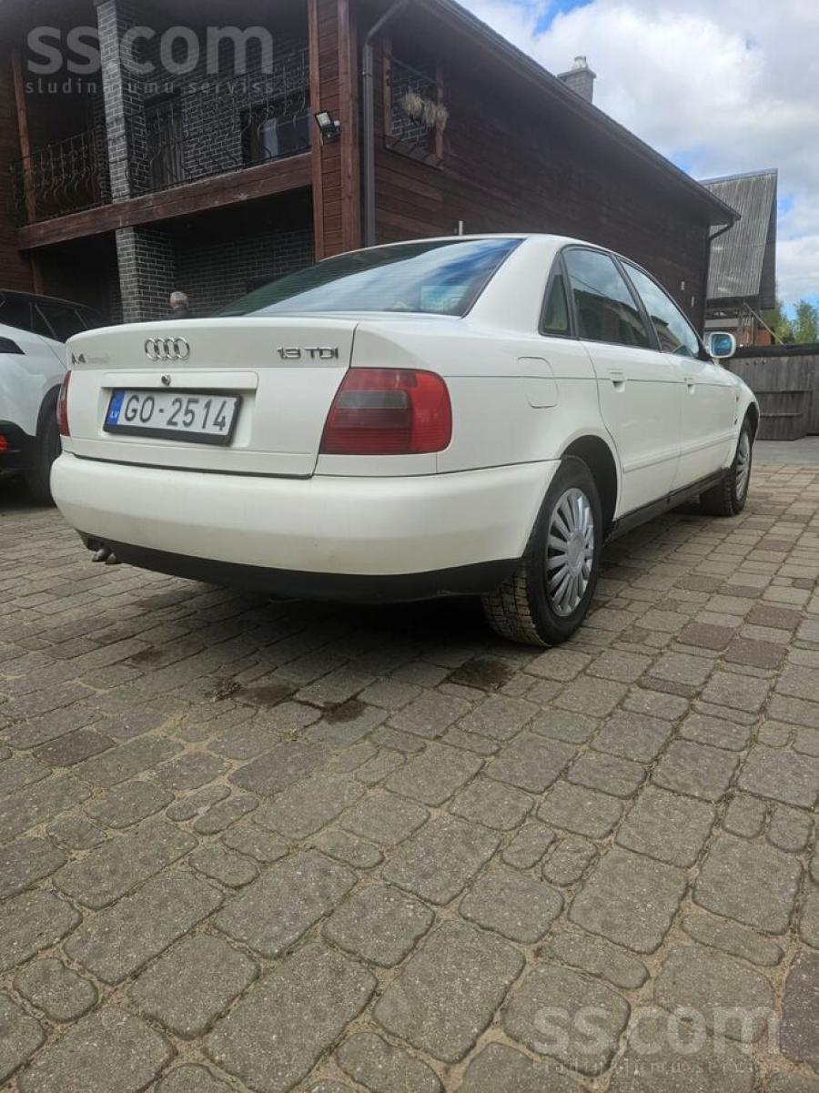 Balts Audi A4 1996 Rīga, ar dzinēja tilpumu 1.90 L un nobraukumu 353 tūkst. km par 7000 €, foto 1 vietnē AUTOMOTO.COM.LV
