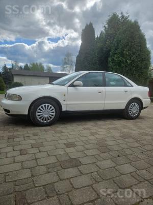 Balts Audi A4 1996 Rīga, ar dzinēja tilpumu 1.90 L un nobraukumu 353 tūkst. km par 7000 €, foto 3 vietnē AUTOMOTO.COM.LV