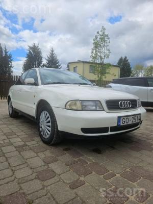 Balts Audi A4 1996 Rīga, ar dzinēja tilpumu 1.90 L un nobraukumu 353 tūkst. km par 7000 €, foto 4 vietnē AUTOMOTO.COM.LV