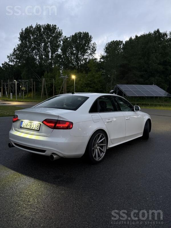 Balts Audi A4 2007 Rīga, ar dzinēja tilpumu 3.00 L un nobraukumu 300 tūkst. km par 6500 €, foto 4 vietnē AUTOMOTO.COM.LV