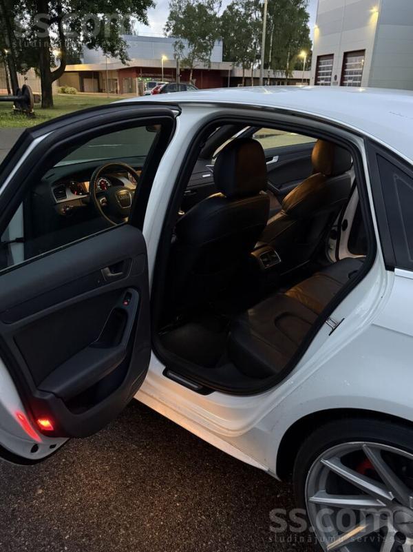 Balts Audi A4 2007 Rīga, ar dzinēja tilpumu 3.00 L un nobraukumu 300 tūkst. km par 6500 €, foto 8 vietnē AUTOMOTO.COM.LV