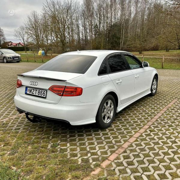 White Audi A4 2008 in Joniskis, with an engine capacity of 1.98 L and mileage of 293 thousand km for 4200 €, photo 3 on AUTOMOTO.COM.LV