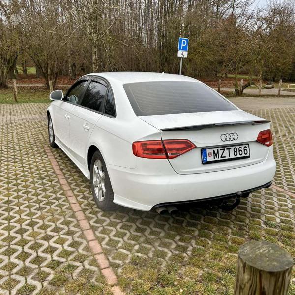 White Audi A4 2008 in Joniskis, with an engine capacity of 1.98 L and mileage of 293 thousand km for 4200 €, photo 4 on AUTOMOTO.COM.LV