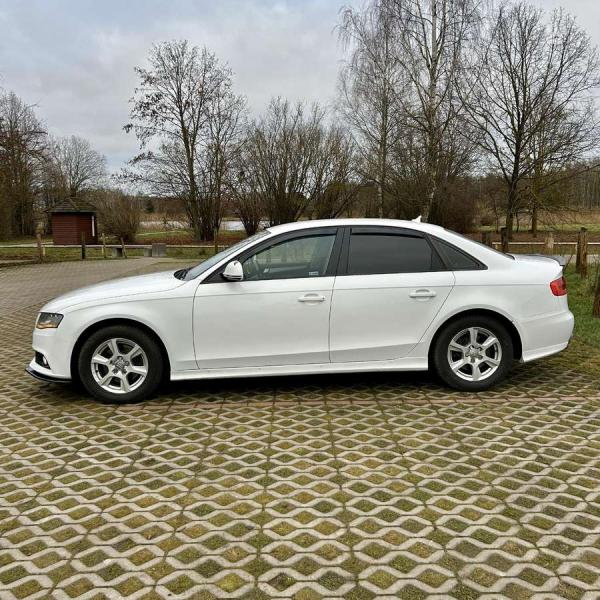 White Audi A4 2008 in Joniskis, with an engine capacity of 1.98 L and mileage of 293 thousand km for 4200 €, photo 7 on AUTOMOTO.COM.LV