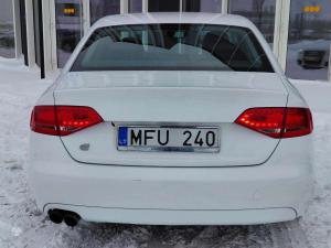 Balts Audi A4 2008 Viļņa, ar dzinēja tilpumu 1.97 L un nobraukumu 296 tūkst. km par 3900 €, foto 5 vietnē AUTOMOTO.COM.LV