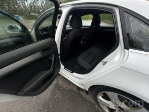 Balts Audi A4 2008 Daugavpils, ar dzinēja tilpumu 2.00 L un nobraukumu 355 tūkst. km par 4900 €, foto 8 vietnē AUTOMOTO.COM.LV