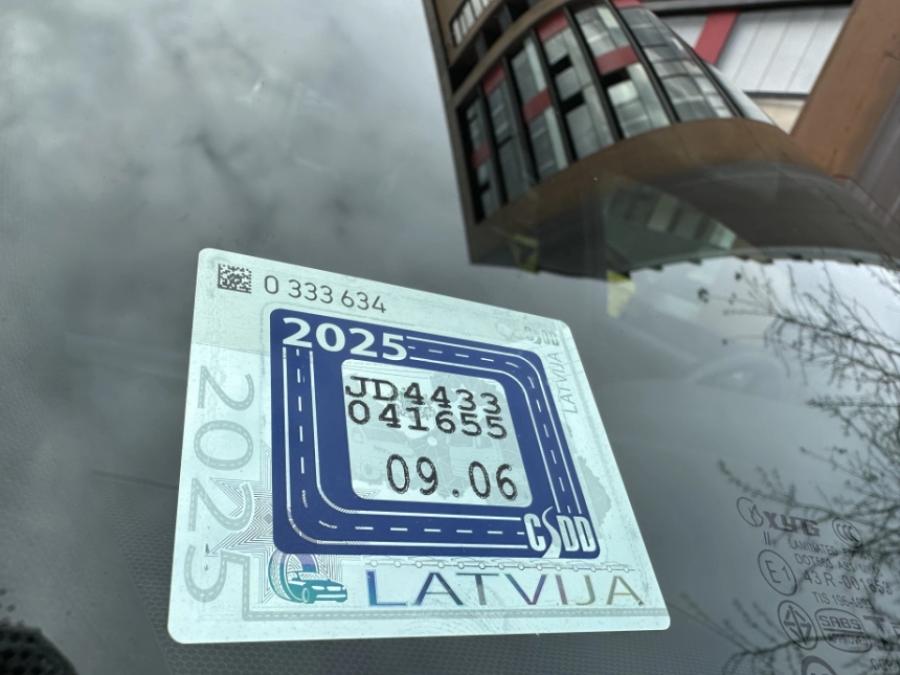 Белый Ауди А4 2008 в Рига, объемом двигателя 2.00 л и пробегом 282 тыс. км за 5290 €, фото 3 на AUTOMOTO.COM.LV