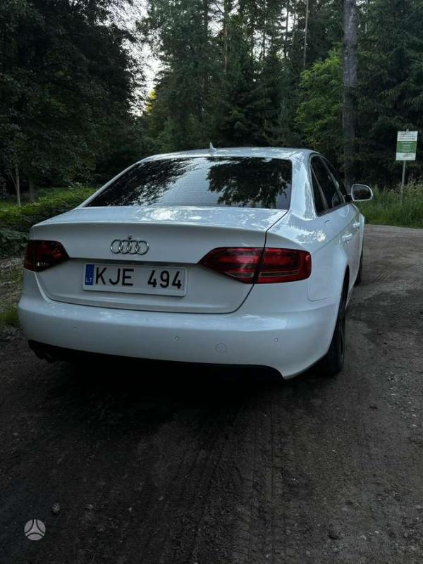 White Audi A4 2008 in Kaunas, with an engine capacity of 1.97 L and mileage of 260 thousand km for 5000 €, photo 6 on AUTOMOTO.COM.LV