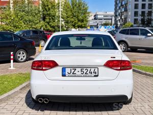 White Audi A4 2008 in Riga, with an engine capacity of 2.00 L and mileage of 360 thousand km for 3290 €, photo 5 on AUTOMOTO.COM.LV