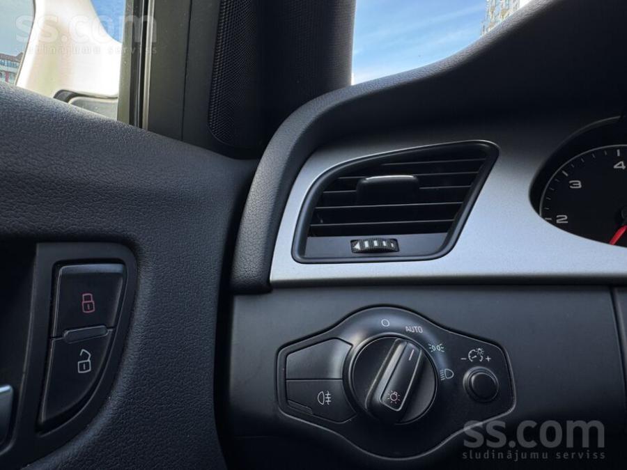 White Audi A4 2008 in Riga, with an engine capacity of 2.00 L and mileage of 360 thousand km for 3290 €, photo 20 on AUTOMOTO.COM.LV