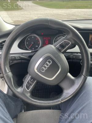 White Audi A4 2008 in Liepaja, with an engine capacity of 2.00 L and mileage of 254 thousand km for 4000 €, photo 5 on AUTOMOTO.COM.LV