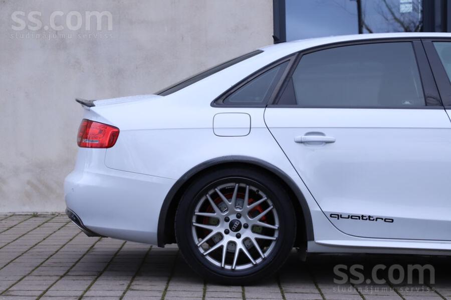 Balts Audi A4 2009 Tukums, ar dzinēja tilpumu 3.00 L un nobraukumu 236 tūkst. km par 10200 €, foto 3 vietnē AUTOMOTO.COM.LV