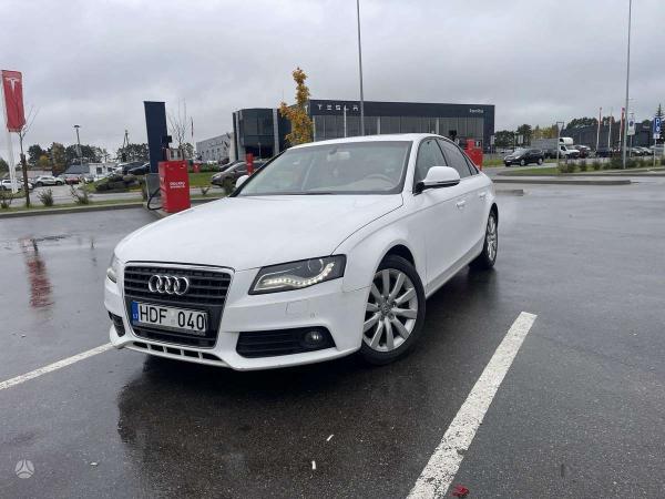 White Audi A4 2009 in Vilnius, with an engine capacity of 2.00 L and mileage of 250 thousand km for 3700 €, photo 1 on AUTOMOTO.COM.LV
