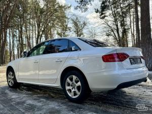 Balts Audi A4 2009 Alīta, ar dzinēja tilpumu 2.00 L un nobraukumu 309 tūkst. km par 6150 €, foto 30 vietnē AUTOMOTO.COM.LV