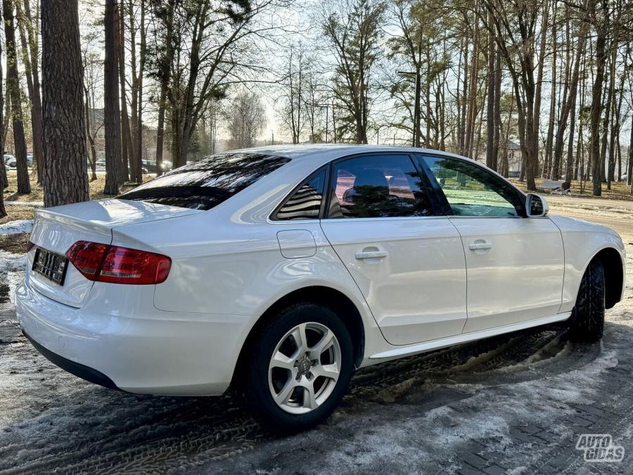 White Audi A4 2009 in Alytus, with an engine capacity of 2.00 L and mileage of 309 thousand km for 5750 €, photo 27 on AUTOMOTO.COM.LV