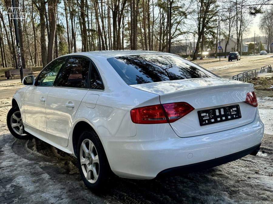 White Audi A4 2009 in Alytus, with an engine capacity of 2.00 L and mileage of 309 thousand km for 5750 €, photo 31 on AUTOMOTO.COM.LV