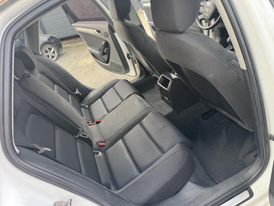 Balts Audi A4 2009 Alīta, ar dzinēja tilpumu 2.00 L un nobraukumu 309 tūkst. km par 5550 €, foto 28 vietnē AUTOMOTO.COM.LV
