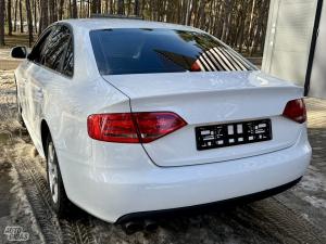 Balts Audi A4 2009 Alīta, ar dzinēja tilpumu 2.00 L un nobraukumu 309 tūkst. km par 5550 €, foto 31 vietnē AUTOMOTO.COM.LV