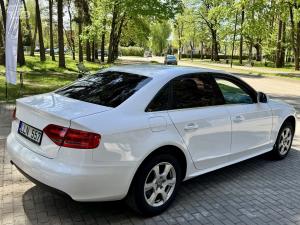 White Audi A4 2009 in Alytus, with an engine capacity of 2.00 L and mileage of 309 thousand km for 5450 €, photo 5 on AUTOMOTO.COM.LV