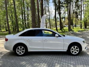 White Audi A4 2009 in Alytus, with an engine capacity of 2.00 L and mileage of 309 thousand km for 5450 €, photo 13 on AUTOMOTO.COM.LV