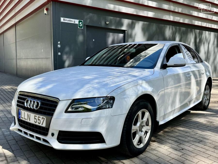 White Audi A4 2009 in Alytus, with an engine capacity of 2.00 L and mileage of 309 thousand km for 5450 €, photo 21 on AUTOMOTO.COM.LV