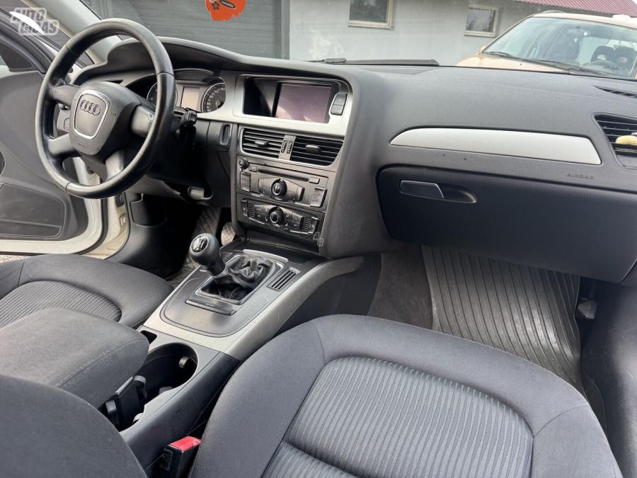 White Audi A4 2009 in Alytus, with an engine capacity of 2.00 L and mileage of 309 thousand km for 5450 €, photo 34 on AUTOMOTO.COM.LV