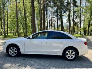 Balts Audi A4 2009 Alīta, ar dzinēja tilpumu 2.00 L un nobraukumu 301 tūkst. km par 5250 €, foto 3 vietnē AUTOMOTO.COM.LV