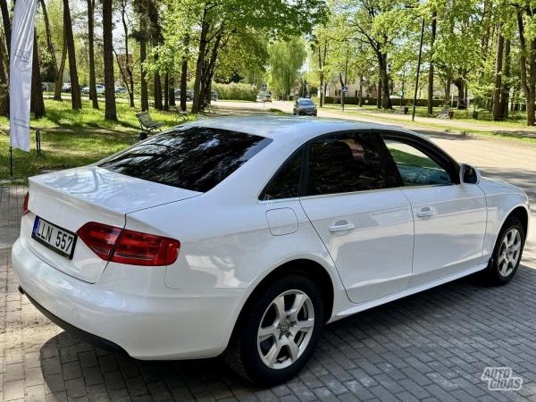 Balts Audi A4 2009 Alīta, ar dzinēja tilpumu 2.00 L un nobraukumu 301 tūkst. km par 5250 €, foto 3 vietnē AUTOMOTO.COM.LV