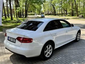 Balts Audi A4 2009 Alīta, ar dzinēja tilpumu 2.00 L un nobraukumu 301 tūkst. km par 5250 €, foto 32 vietnē AUTOMOTO.COM.LV