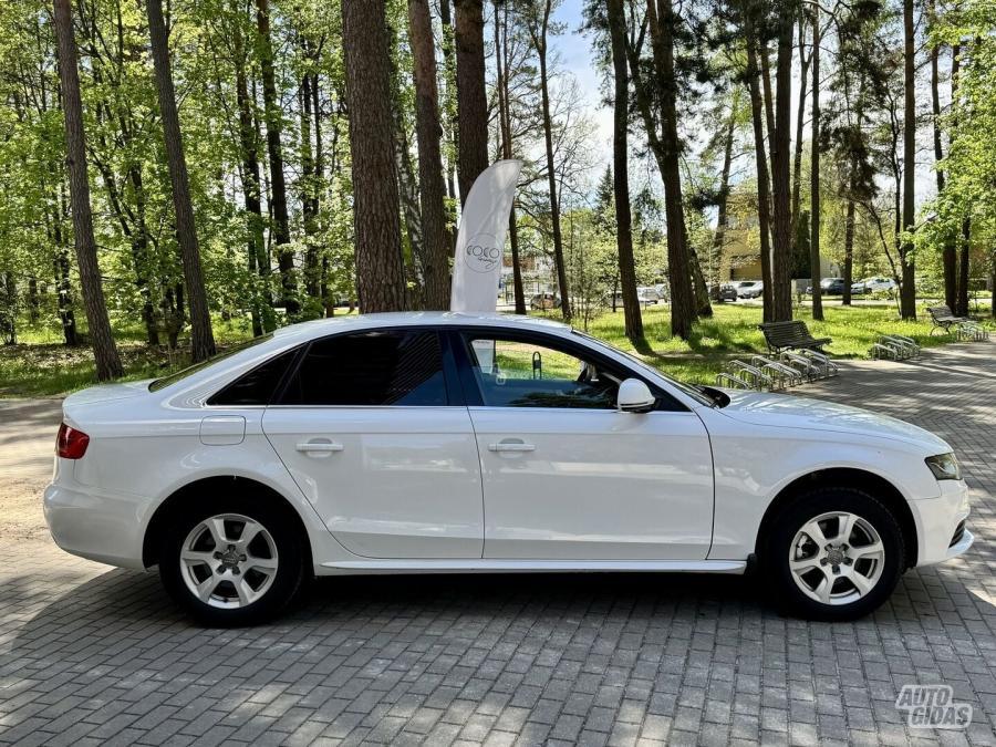 Balts Audi A4 2009 Alīta, ar dzinēja tilpumu 2.00 L un nobraukumu 301 tūkst. km par 5250 €, foto 36 vietnē AUTOMOTO.COM.LV