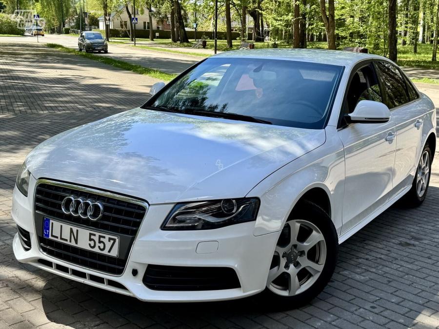 White Audi A4 2009 in Alytus, with an engine capacity of 2.00 L and mileage of 301 thousand km for 5499 €, photo 24 on AUTOMOTO.COM.LV