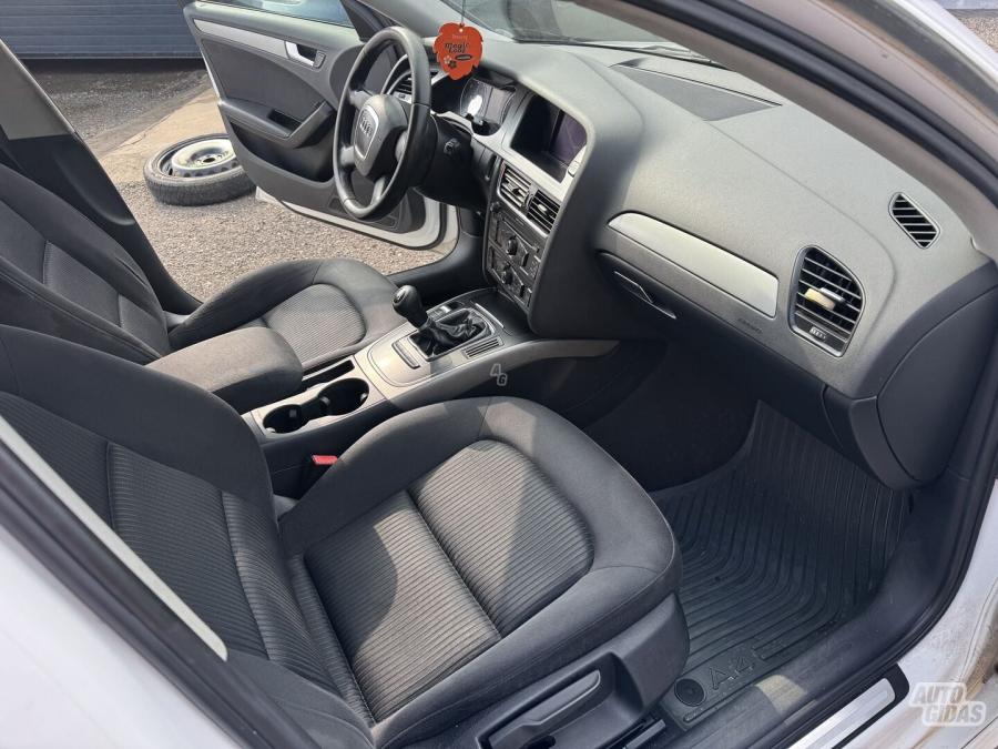 White Audi A4 2009 in Alytus, with an engine capacity of 2.00 L and mileage of 302 thousand km for 5199 €, photo 13 on AUTOMOTO.COM.LV